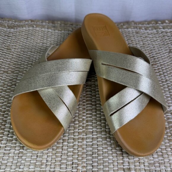 Reef | Shoes | Reef Cushion Spring Bloom Champagne Gold Sandals Size ...